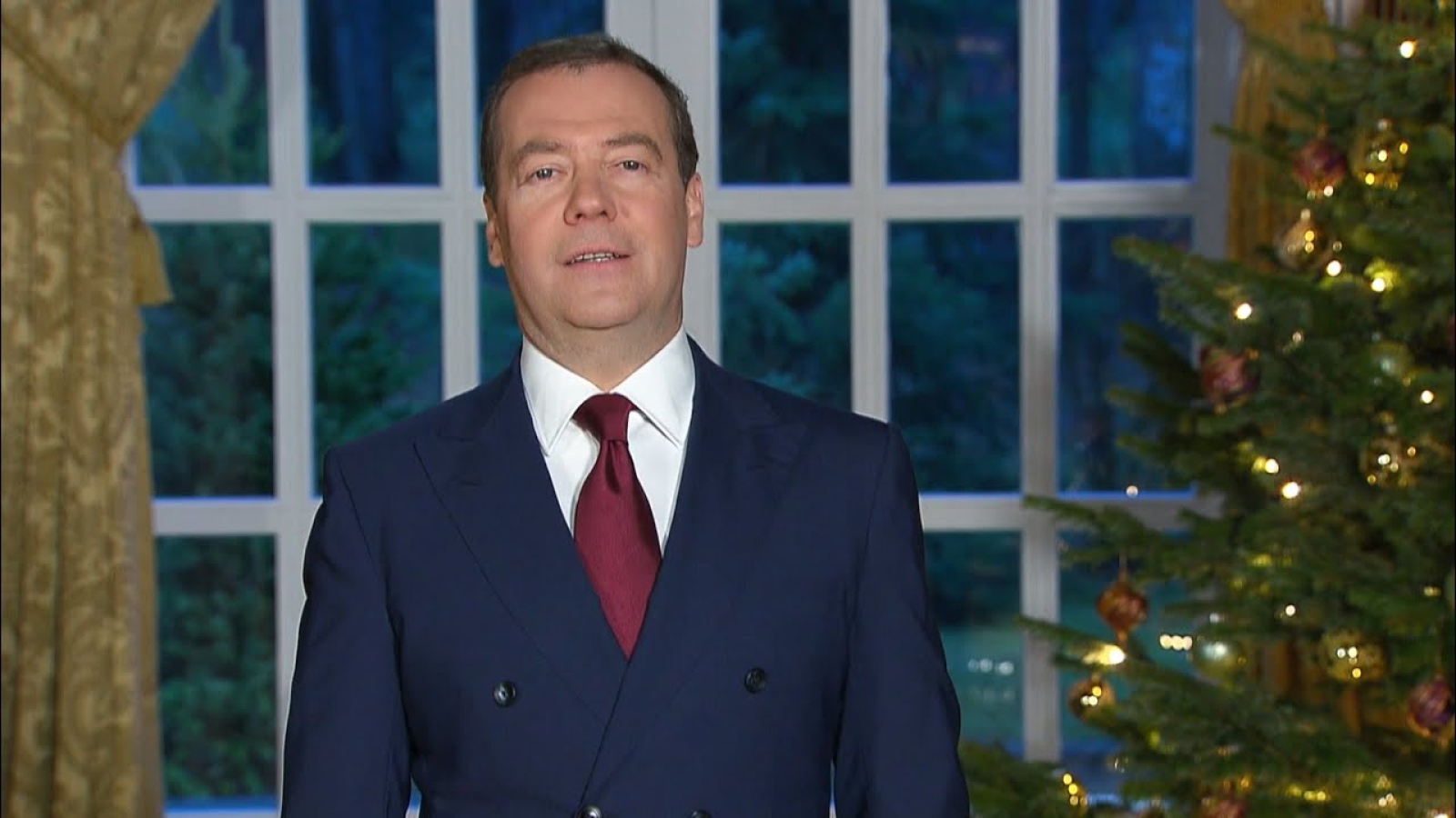 «Самец политика» и «Немец-перец-колбаса»: Дмитрий Медведев поздравил ...